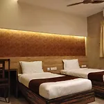 CHILL OUT RESORT, PERUNDURAI